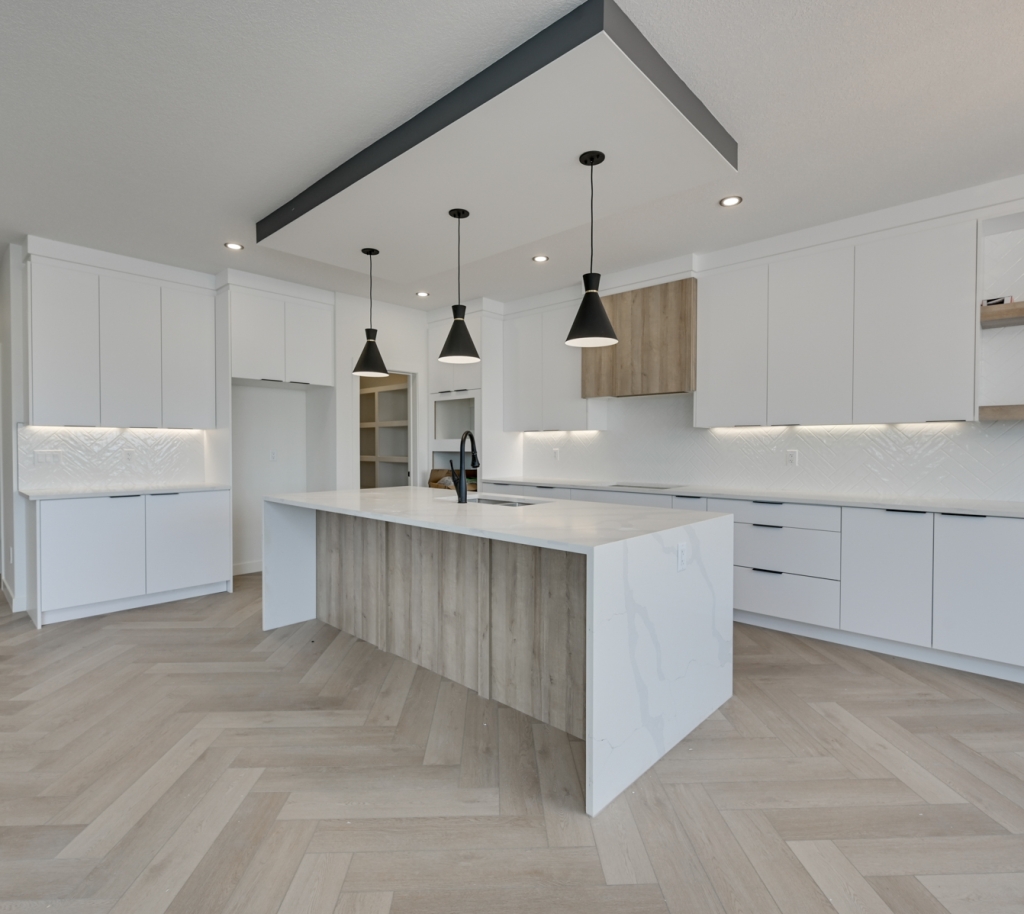 About Us – Alora Home